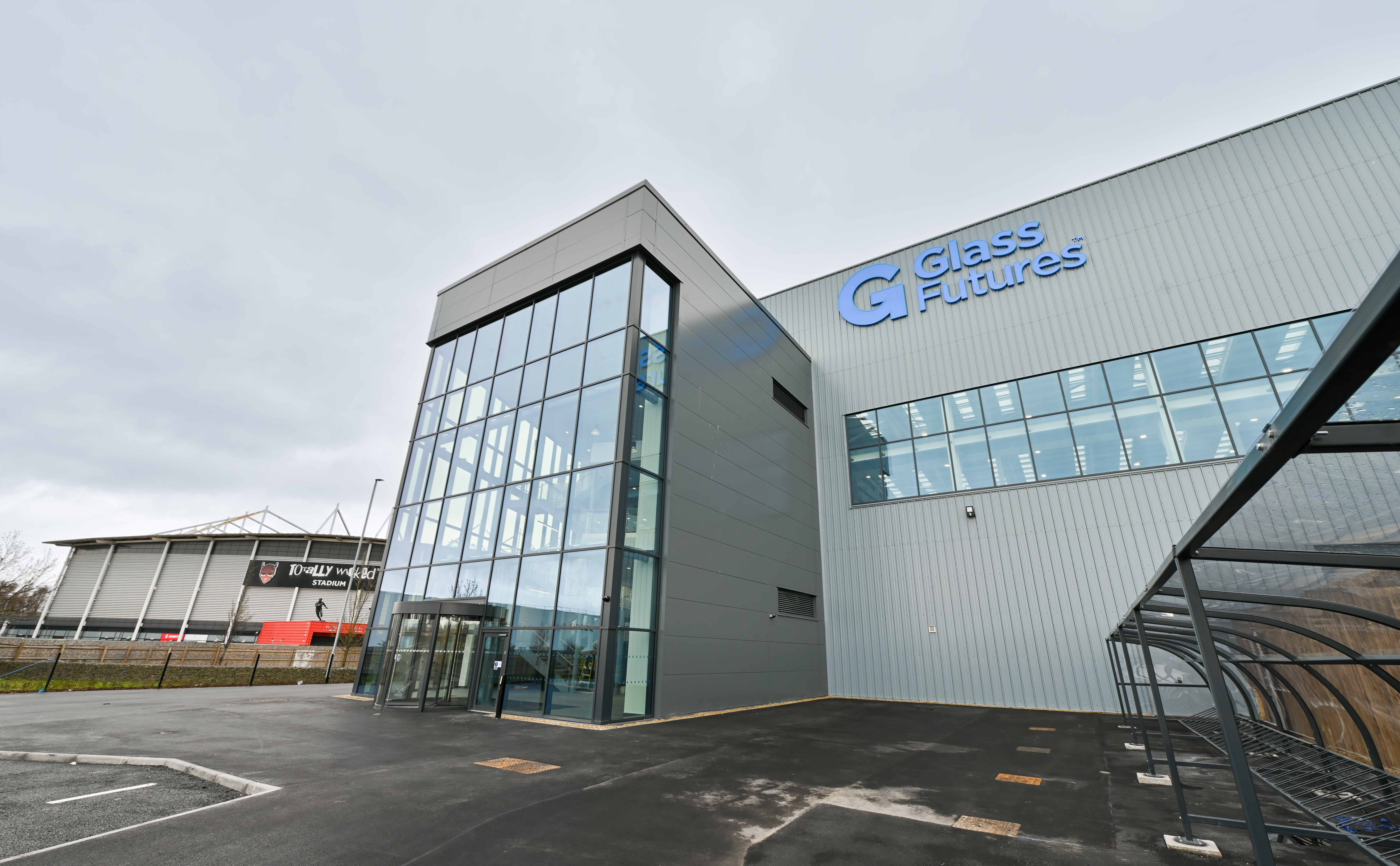 Glass Futures Named in Top Three Developments: Network Space